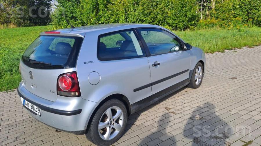 Pelēks Volkswagen Polo 2006 Rīga, ar dzinēja tilpumu 1.40 L un nobraukumu 323 tūkst. km par 1500 €, foto 5 vietnē AUTOMOTO.COM.LV