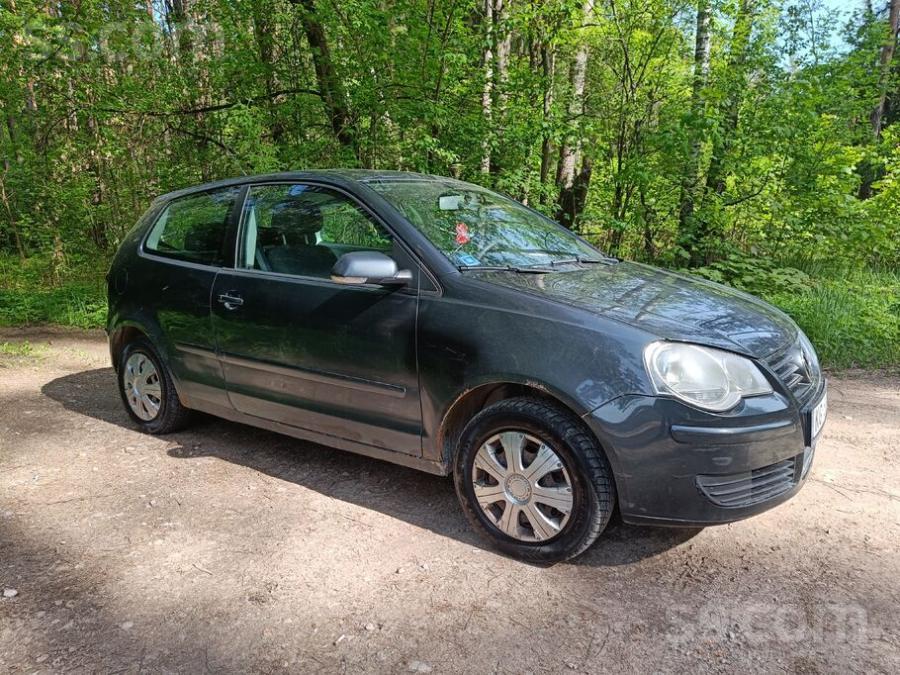 Grey Volkswagen Polo 2007 in Jelgava, with an engine capacity of 1.40 L and mileage of 288 thousand km for 5450 €, photo 2 on AUTOMOTO.COM.LV