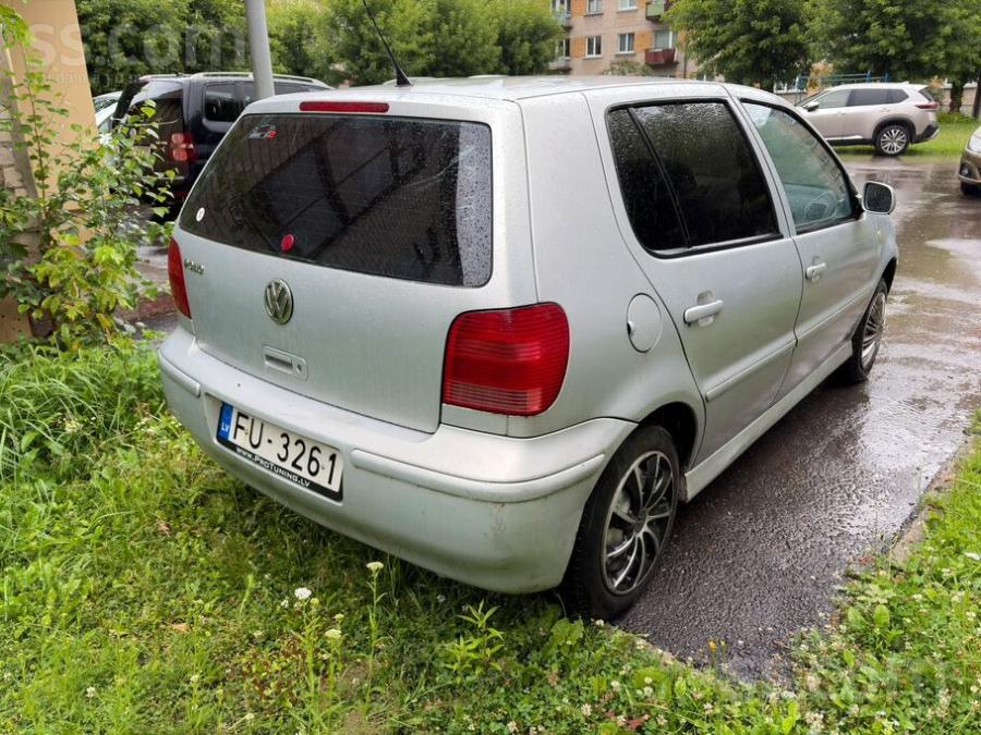 Pelēks Volkswagen Polo 1999 Daugavpils, ar dzinēja tilpumu 1.40 L un nobraukumu 280 tūkst. km par 1250 €, foto 5 vietnē AUTOMOTO.COM.LV