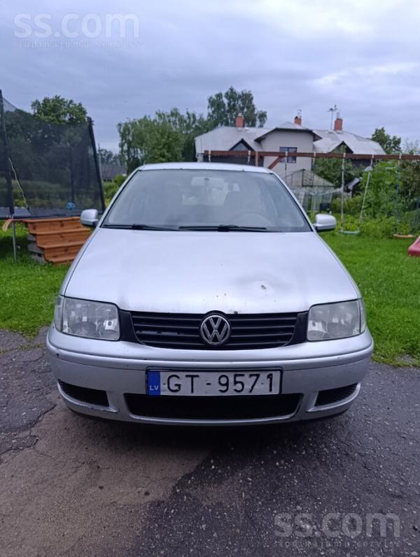 Pelēks Volkswagen Polo 2000 Rīga, ar dzinēja tilpumu 1.40 L un nobraukumu 450 tūkst. km par 350 €, foto 2 vietnē AUTOMOTO.COM.LV
