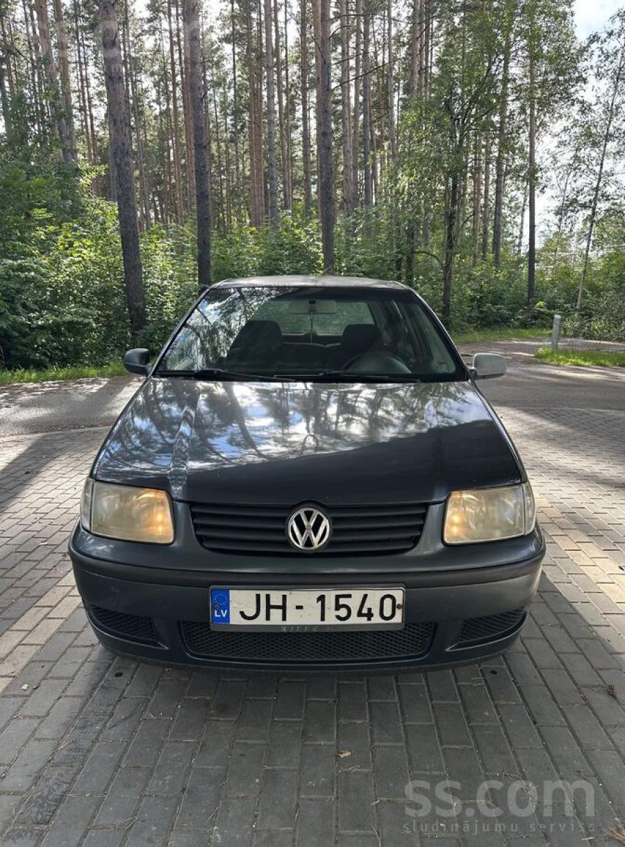 Grey Volkswagen Polo 2000 in Jurmala, with an engine capacity of 1.40 L and mileage of 338 thousand km for 750 €, photo 1 on AUTOMOTO.COM.LV