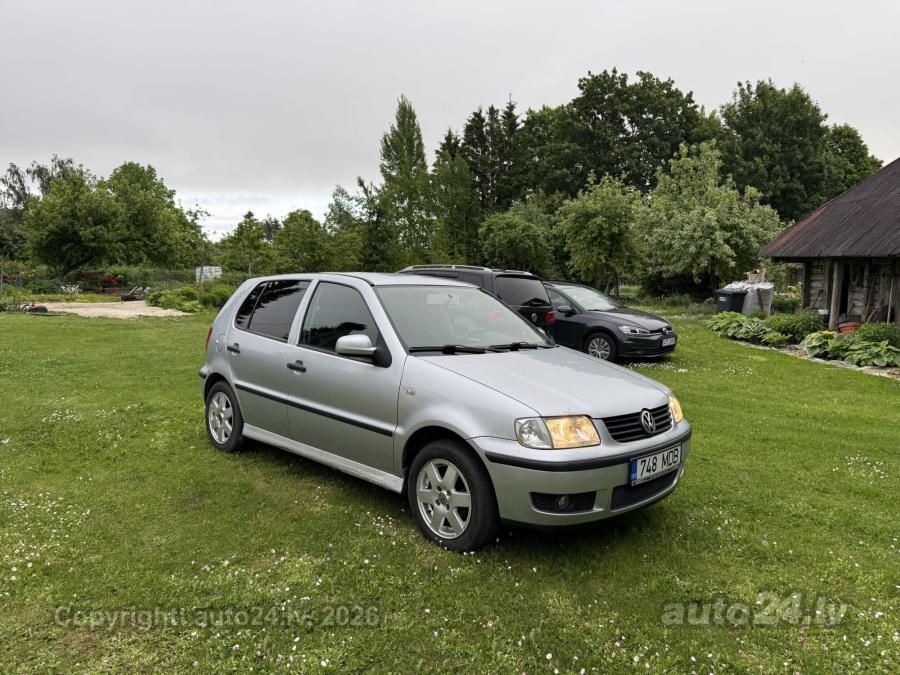 Grey Volkswagen Polo 2001 in Tallinn, with an engine capacity of 1.40 L and mileage of 197 thousand km for 900 €, photo 4 on AUTOMOTO.COM.LV