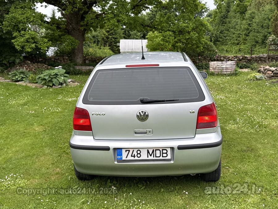 Grey Volkswagen Polo 2001 in Tallinn, with an engine capacity of 1.40 L and mileage of 197 thousand km for 900 €, photo 7 on AUTOMOTO.COM.LV
