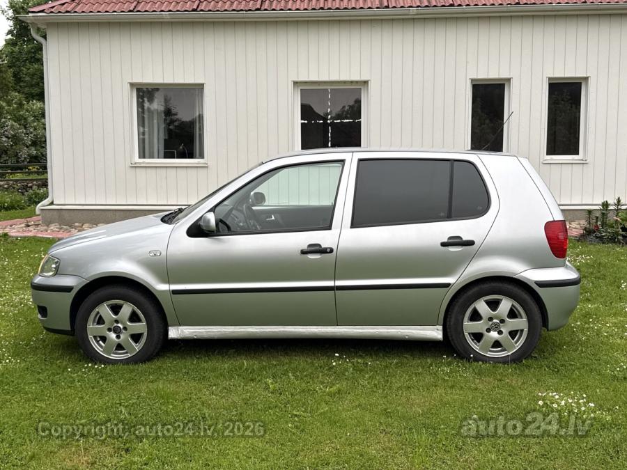 Grey Volkswagen Polo 2001 in Tallinn, with an engine capacity of 1.40 L and mileage of 197 thousand km for 900 €, photo 9 on AUTOMOTO.COM.LV