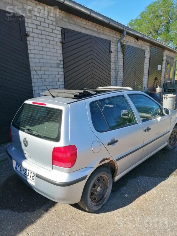 Grey Volkswagen Polo 2001 in Ventspils, with an engine capacity of 1.40 L and mileage of 210 thousand km for 600 €, photo 2 on AUTOMOTO.COM.LV