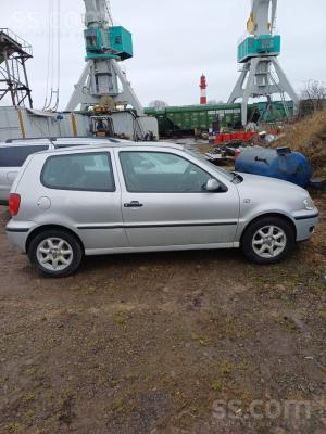 Pelēks Volkswagen Polo 2001 Liepāja, ar dzinēja tilpumu 1.40 L un nobraukumu 301 tūkst. km par 700 €, foto 4 vietnē AUTOMOTO.COM.LV