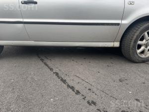 Pelēks Volkswagen Polo 2001 Liepāja, ar dzinēja tilpumu 1.40 L un nobraukumu 303 tūkst. km par 700 €, foto 3 vietnē AUTOMOTO.COM.LV