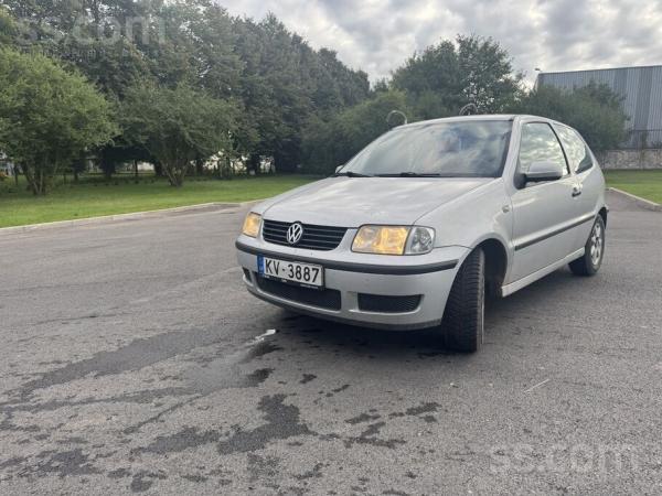 Pelēks Volkswagen Polo 2001 Liepāja, ar dzinēja tilpumu 1.40 L un nobraukumu 303 tūkst. km par 700 €, foto 5 vietnē AUTOMOTO.COM.LV