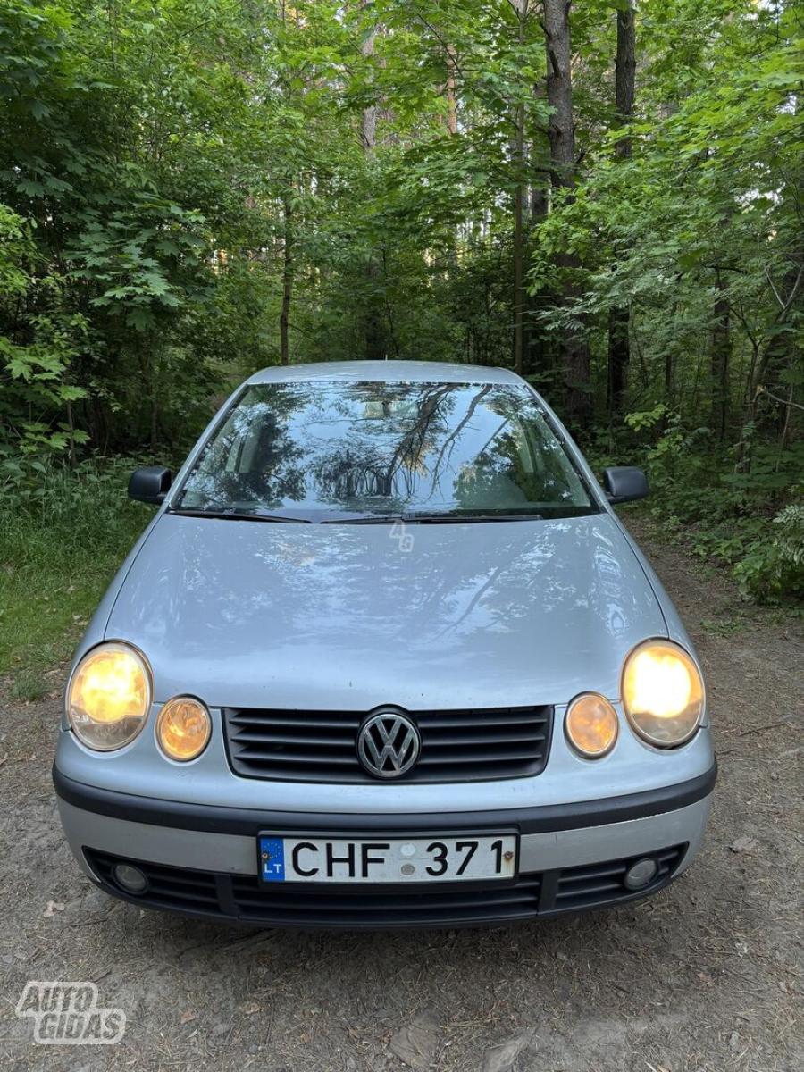 Grey Volkswagen Polo 2002 in Vilnius, with an engine capacity of 1.20 L and mileage of 197 thousand km for 800 €, photo 3 on AUTOMOTO.COM.LV