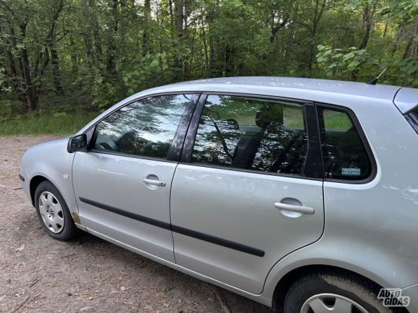 Pelēks Volkswagen Polo 2002 Viļņa, ar dzinēja tilpumu 1.20 L un nobraukumu 197 tūkst. km par 800 €, foto 4 vietnē AUTOMOTO.COM.LV