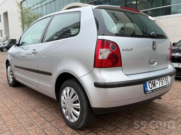Grey Volkswagen Polo 2002 in Riga, with an engine capacity of 1.90 L and mileage of 0 thousand km for 2400 €, photo 7 on AUTOMOTO.COM.LV