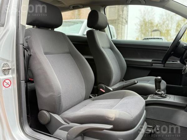 Grey Volkswagen Polo 2002 in Riga, with an engine capacity of 1.90 L and mileage of 0 thousand km for 2400 €, photo 10 on AUTOMOTO.COM.LV