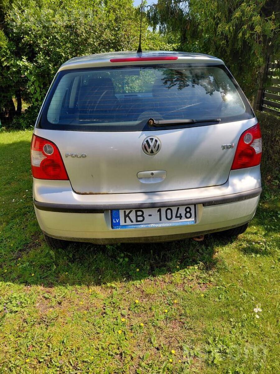 Pelēks Volkswagen Polo 2002 Rīga, ar dzinēja tilpumu 1.40 L un nobraukumu 291 tūkst. km par 700 €, foto 3 vietnē AUTOMOTO.COM.LV