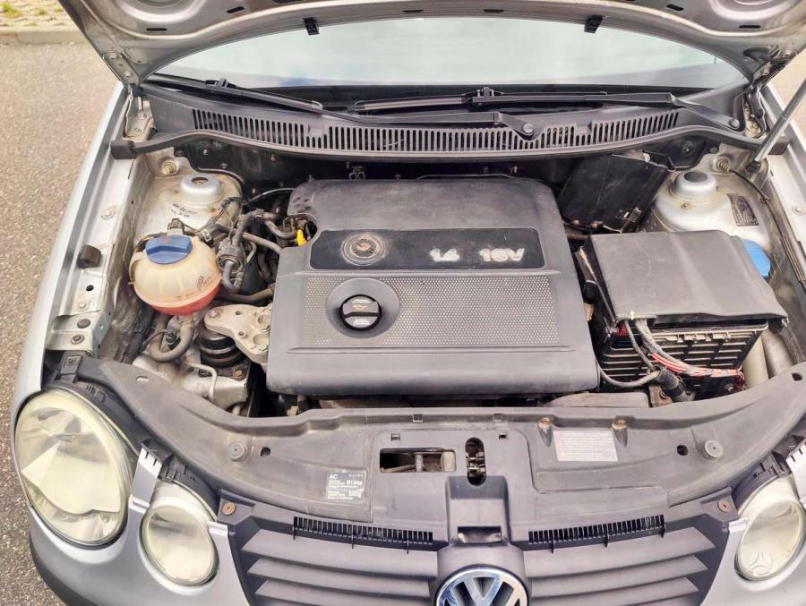 Grey Volkswagen Polo 2002 in Vilnius, with an engine capacity of 1.40 L and mileage of 205 thousand km for 950 €, photo 20 on AUTOMOTO.COM.LV