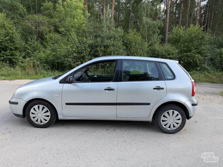 Серый Фольксваген Поло 2002 в Укмерге, объемом двигателя 1.40 л и пробегом 341 тыс. км за 800 €, фото 3 на AUTOMOTO.COM.LV