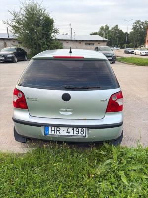 Pelēks Volkswagen Polo 2002 Jēkabpils, ar dzinēja tilpumu 1.90 L un nobraukumu 29 tūkst. km par 1000 €, foto 3 vietnē AUTOMOTO.COM.LV