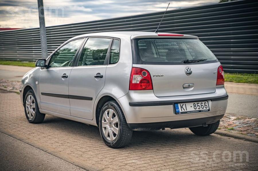 Grey Volkswagen Polo 2002 in Riga, with an engine capacity of 1.20 L and mileage of 142 thousand km for 990 €, photo 7 on AUTOMOTO.COM.LV