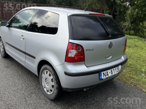 Grey Volkswagen Polo 2002 in Ventspils, with an engine capacity of 1.40 L and mileage of 208 thousand km for 850 €, photo 5 on AUTOMOTO.COM.LV