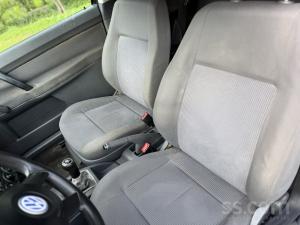 Pelēks Volkswagen Polo 2002 Kuldīga, ar dzinēja tilpumu 1.40 L un nobraukumu 208 tūkst. km par 750 €, foto 13 vietnē AUTOMOTO.COM.LV