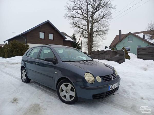 Grey Volkswagen Polo 2003 in Klaipeda, with an engine capacity of 1.40 L and mileage of 280 thousand km for 1100 €, photo 1 on AUTOMOTO.COM.LV