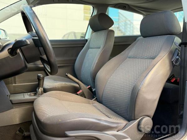 Grey Volkswagen Polo 2003 in Riga, with an engine capacity of 1.20 L and mileage of 0 thousand km for 1800 €, photo 3 on AUTOMOTO.COM.LV