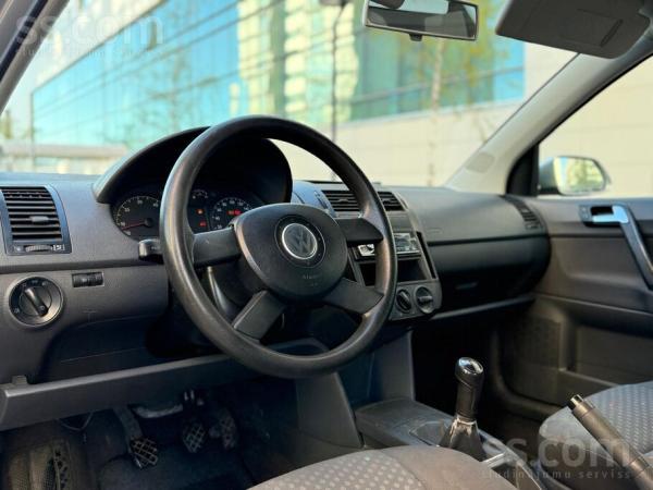 Grey Volkswagen Polo 2003 in Riga, with an engine capacity of 1.20 L and mileage of 0 thousand km for 1800 €, photo 4 on AUTOMOTO.COM.LV