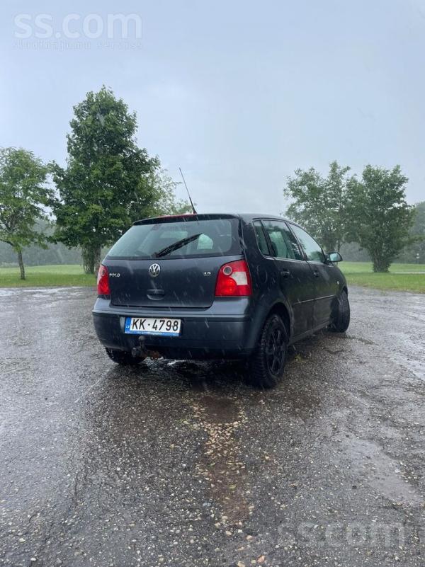 Grey Volkswagen Polo 2003 in Limbazi, with an engine capacity of 1.90 L and mileage of 336 thousand km for 1250 €, photo 3 on AUTOMOTO.COM.LV