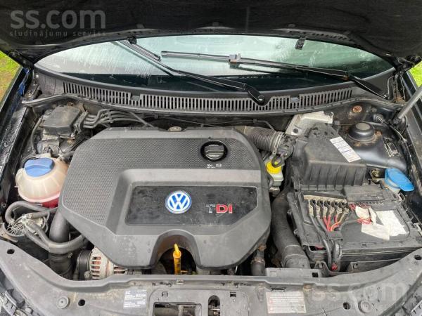 Grey Volkswagen Polo 2003 in Limbazi, with an engine capacity of 1.90 L and mileage of 336 thousand km for 1250 €, photo 7 on AUTOMOTO.COM.LV