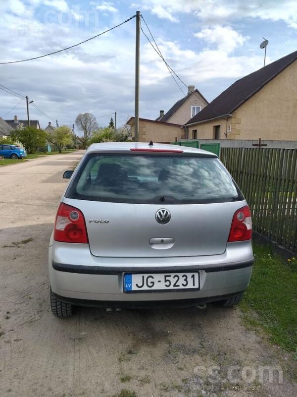 Grey Volkswagen Polo 2004 in Daugavpils, with an engine capacity of 1.90 L and mileage of 287 thousand km for 890 €, photo 2 on AUTOMOTO.COM.LV