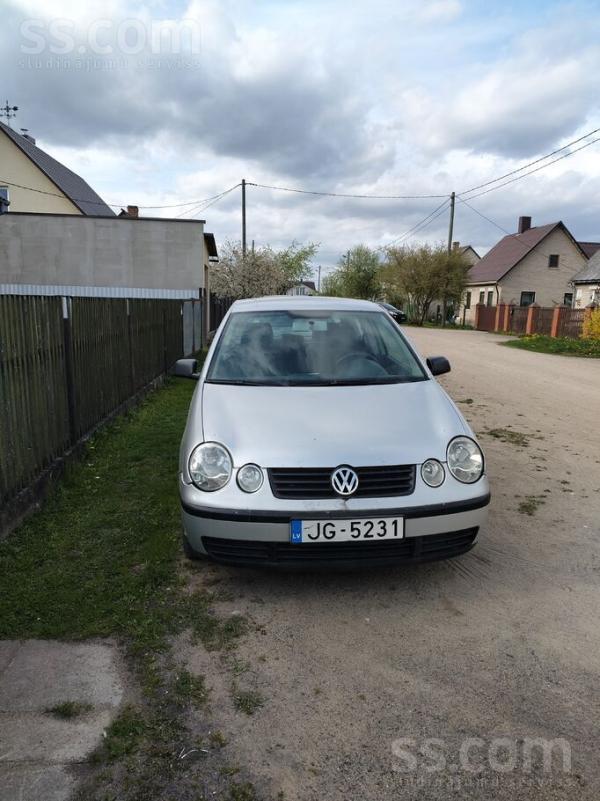 Grey Volkswagen Polo 2004 in Daugavpils, with an engine capacity of 1.90 L and mileage of 287 thousand km for 890 €, photo 3 on AUTOMOTO.COM.LV