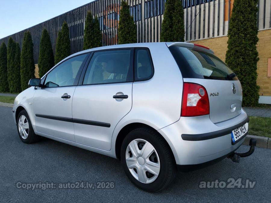 Pelēks Volkswagen Polo 2004 Tartu, ar dzinēja tilpumu 1.40 L un nobraukumu 150 tūkst. km par 1250 €, foto 5 vietnē AUTOMOTO.COM.LV