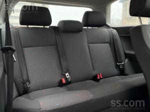 Pelēks Volkswagen Polo 2004 Rīga, ar dzinēja tilpumu 1.20 L un nobraukumu 0 tūkst. km par 1600 €, foto 5 vietnē AUTOMOTO.COM.LV