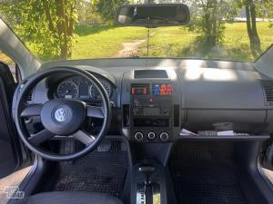 Grey Volkswagen Polo 2004 in Vilnius, with an engine capacity of 1.40 L and mileage of 231 thousand km for 1100 €, photo 7 on AUTOMOTO.COM.LV