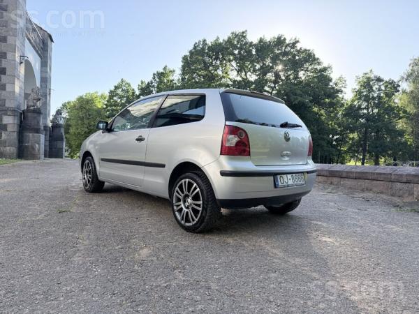 Pelēks Volkswagen Polo 2004 Gulbene, ar dzinēja tilpumu 1.20 L un nobraukumu 176 tūkst. km par 1400 €, foto 4 vietnē AUTOMOTO.COM.LV
