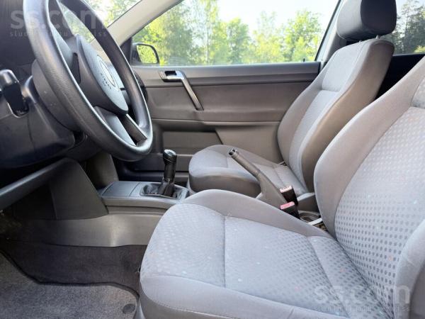 Pelēks Volkswagen Polo 2004 Gulbene, ar dzinēja tilpumu 1.20 L un nobraukumu 176 tūkst. km par 1400 €, foto 7 vietnē AUTOMOTO.COM.LV