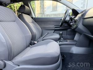 Pelēks Volkswagen Polo 2004 Gulbene, ar dzinēja tilpumu 1.20 L un nobraukumu 176 tūkst. km par 1400 €, foto 11 vietnē AUTOMOTO.COM.LV