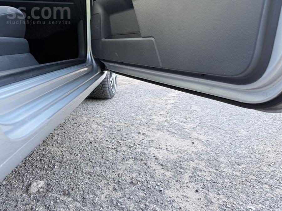 Pelēks Volkswagen Polo 2004 Gulbene, ar dzinēja tilpumu 1.20 L un nobraukumu 176 tūkst. km par 1400 €, foto 14 vietnē AUTOMOTO.COM.LV