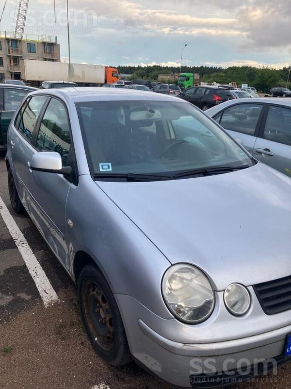 Pelēks Volkswagen Polo 2004 Rīga, ar dzinēja tilpumu 1.20 L un nobraukumu 240 tūkst. km par 700 €, foto 2 vietnē AUTOMOTO.COM.LV