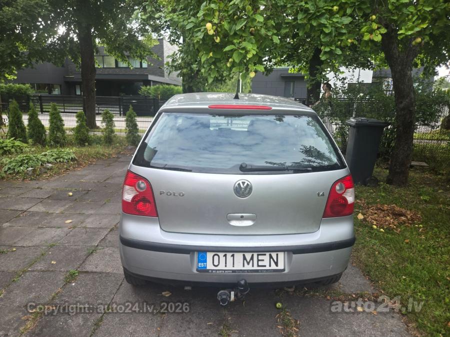 Grey Volkswagen Polo 2004 in Tartu, with an engine capacity of 1.40 L and mileage of 207 thousand km for 1100 €, photo 4 on AUTOMOTO.COM.LV