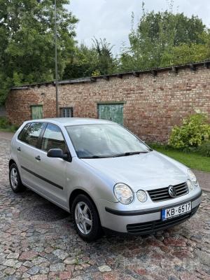 Grey Volkswagen Polo 2004 in Kuldiga, with an engine capacity of 1.20 L and mileage of 238 thousand km for 1300 €, photo 4 on AUTOMOTO.COM.LV