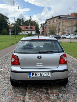 Grey Volkswagen Polo 2004 in Kuldiga, with an engine capacity of 1.20 L and mileage of 238 thousand km for 1300 €, photo 6 on AUTOMOTO.COM.LV