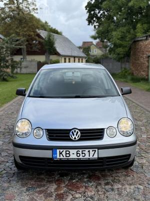 Grey Volkswagen Polo 2004 in Kuldiga, with an engine capacity of 1.20 L and mileage of 238 thousand km for 1300 €, photo 7 on AUTOMOTO.COM.LV