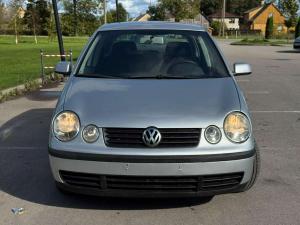 Grey Volkswagen Polo 2004 in Klaipeda, with an engine capacity of 1.40 L and mileage of 202 thousand km for 1399 €, photo 3 on AUTOMOTO.COM.LV