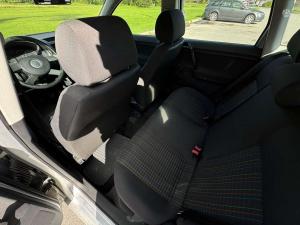 Grey Volkswagen Polo 2004 in Klaipeda, with an engine capacity of 1.40 L and mileage of 202 thousand km for 1399 €, photo 20 on AUTOMOTO.COM.LV