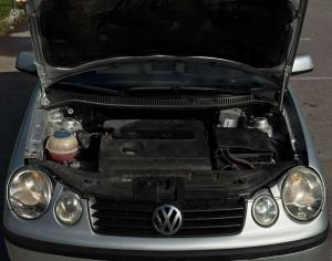 Grey Volkswagen Polo 2004 in Klaipeda, with an engine capacity of 1.40 L and mileage of 202 thousand km for 1399 €, photo 26 on AUTOMOTO.COM.LV