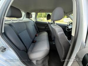 Grey Volkswagen Polo 2004 in Tartu, with an engine capacity of 1.40 L and mileage of 208 thousand km for 1799 €, photo 21 on AUTOMOTO.COM.LV
