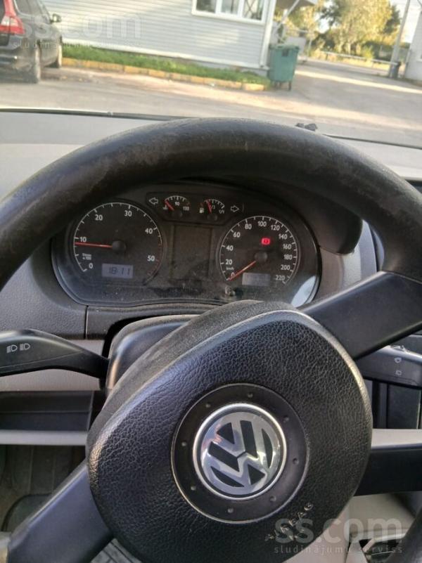 Pelēks Volkswagen Polo 2004 Rīga, ar dzinēja tilpumu 1.90 L un nobraukumu 447 tūkst. km par 1090 €, foto 8 vietnē AUTOMOTO.COM.LV