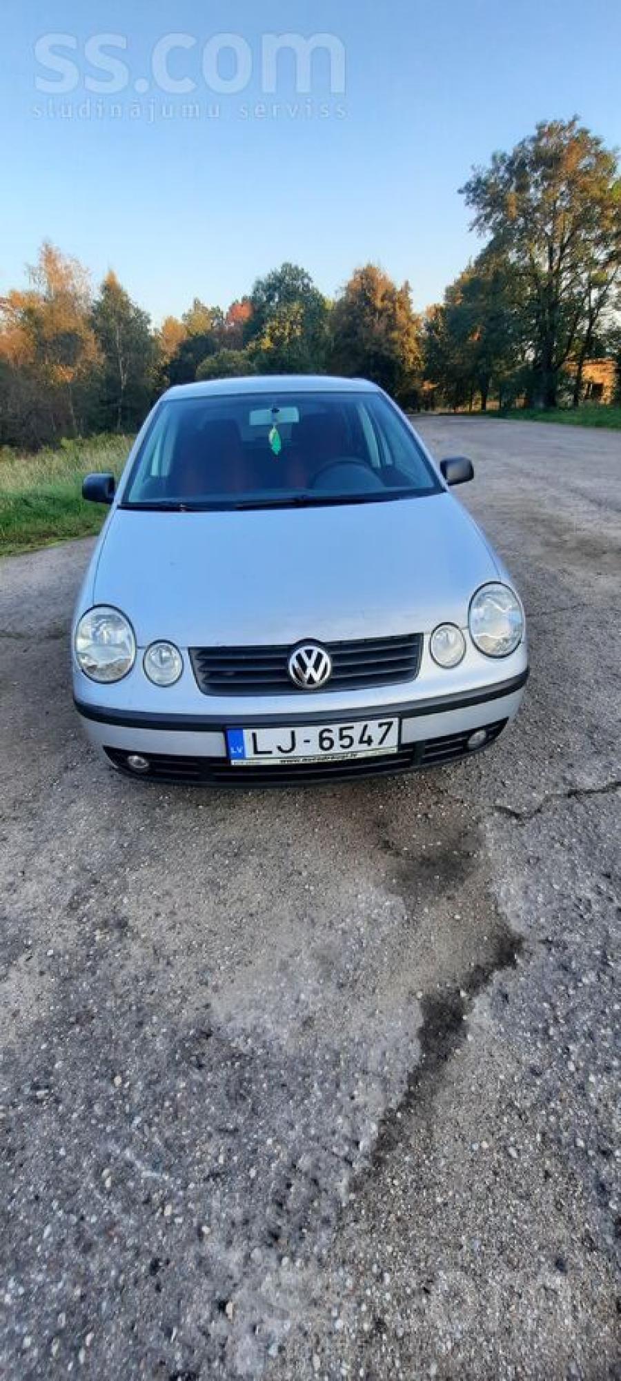 Pelēks Volkswagen Polo 2004 Liepāja, ar dzinēja tilpumu 1.40 L un nobraukumu 0 tūkst. km par 1200 €, foto 4 vietnē AUTOMOTO.COM.LV