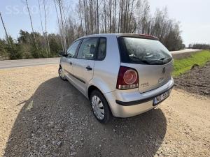 Pelēks Volkswagen Polo 2005 Ogre, ar dzinēja tilpumu 1.20 L un nobraukumu 136 tūkst. km par 1100 €, foto 3 vietnē AUTOMOTO.COM.LV