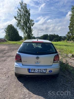Grey Volkswagen Polo 2005 in Talsi, with an engine capacity of 1.40 L and mileage of 169 thousand km for 515 €, photo 2 on AUTOMOTO.COM.LV
